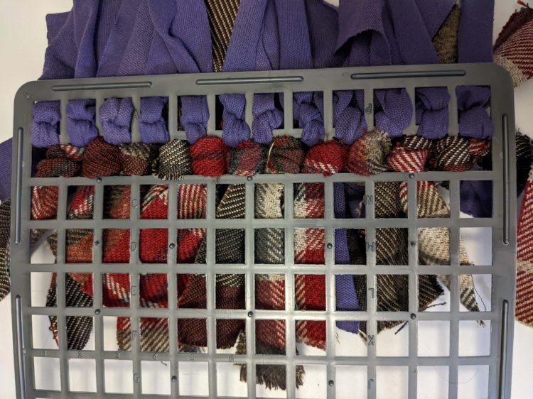 Make your own snuffle mat - Canine Partners